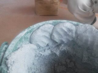 乾式高強度パッチング材(CALDE PATCH PM 75 HR) | 株式会社イーエム | 溶解炉設備 プラント 設備メンテナンス 名古屋 愛知